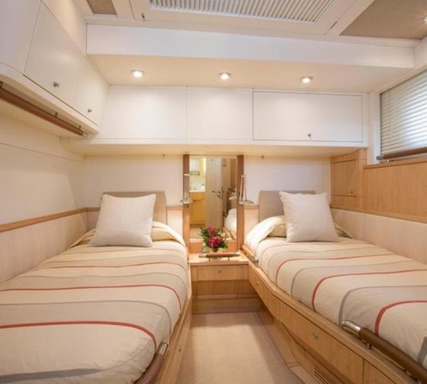 Yacht Hamilton II, CNB Bordeaux | CHARTERWORLD Luxury Superyacht Charters